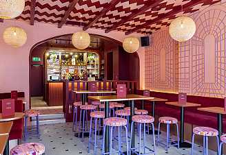 Book a Hen Do Weekend in Bournemouth | The Stag and Hen Experience