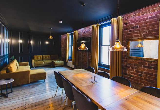 Blackpool Hen Do: The Definitive Guide to Party Houses & Packages