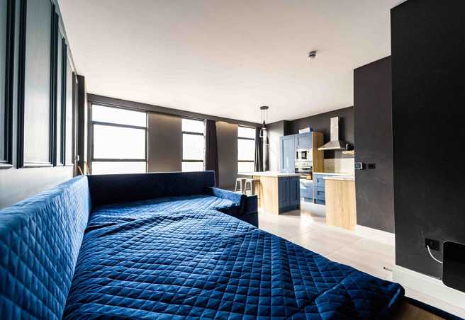 Blackpool Hen Do: The Definitive Guide to Party Houses & Packages