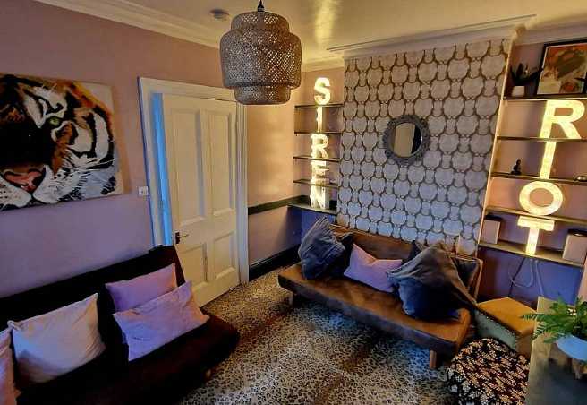 Bournemouth Hen Do Essential Guide: Packages & Accommodation