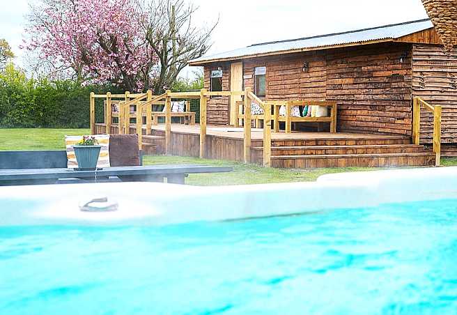 York Hen Do: The Definitive Guide to Party Houses & Packages
