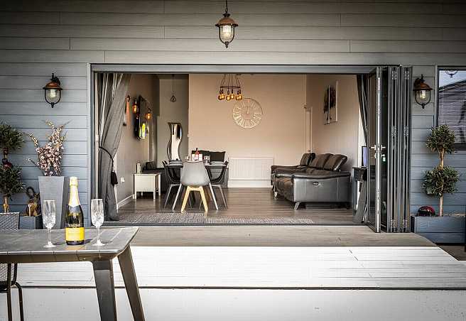 Hen Accommodation | Hen Party Houses | Hen Apartments