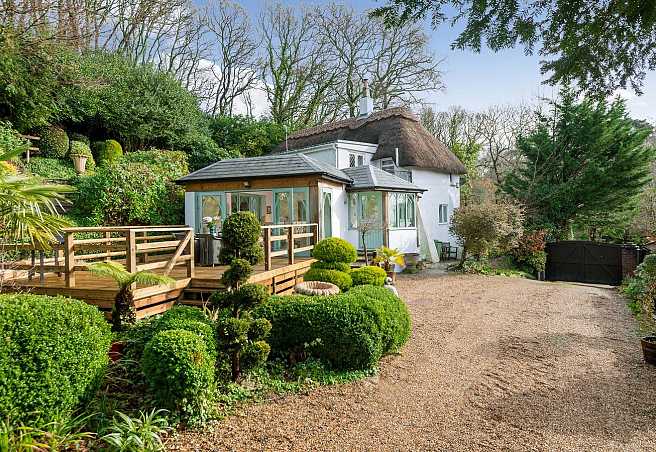 Bournemouth Hen Do Essential Guide: Packages & Accommodation