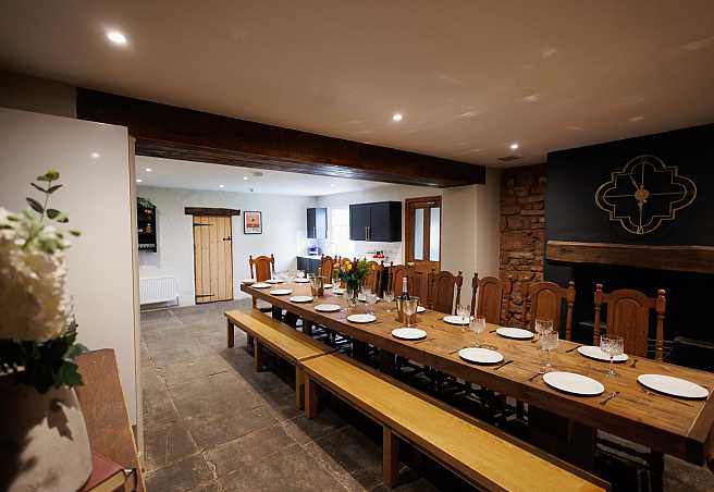 Book Your Hen Do Weekend in Bath | The Stag and Hen Experience