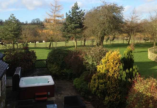 Hen Accommodation | Hen Party Houses | Hen Apartments